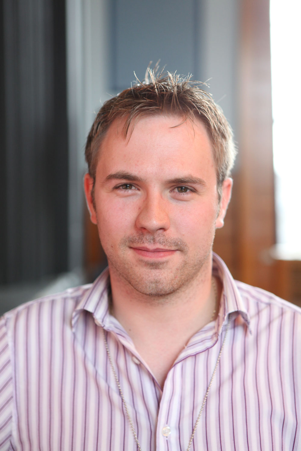 Liam-Burns-Profile-Hi-Res-4 – Lundagard.se