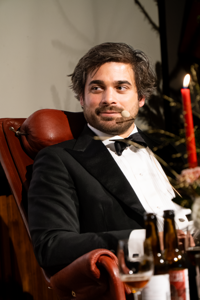 Julafton med Edward Blom: ”Onyttig mat lindrar smärtan” – Lundagard.se